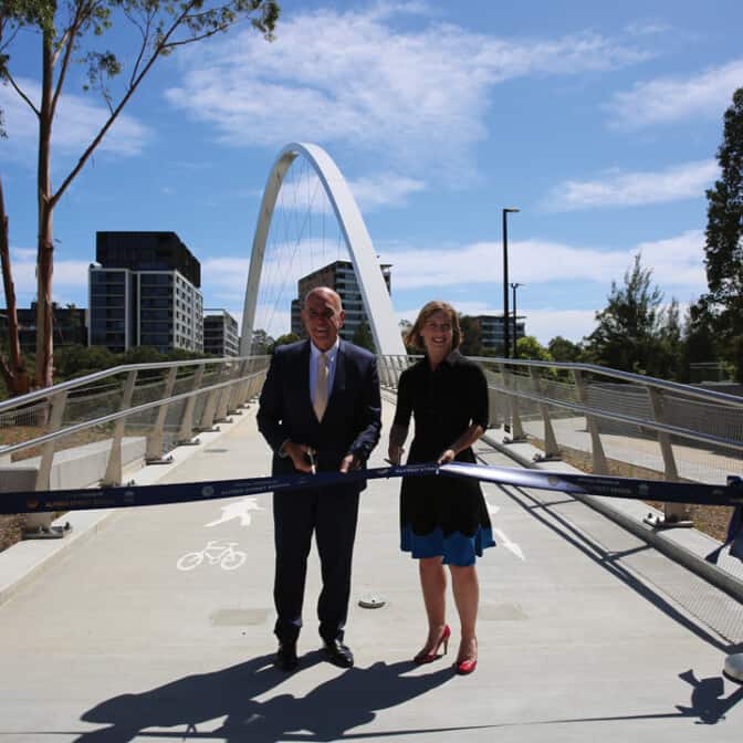 Connection across the river: Parramatta’s new diagonal arch bridge ...